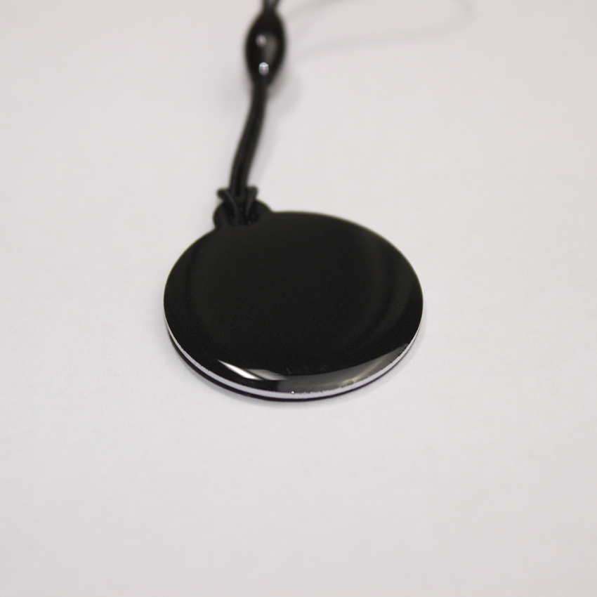 NFC Plastic Hang Tag NTAG216 [Plain glossy black] | ZipNFC UK NFC Shop ...